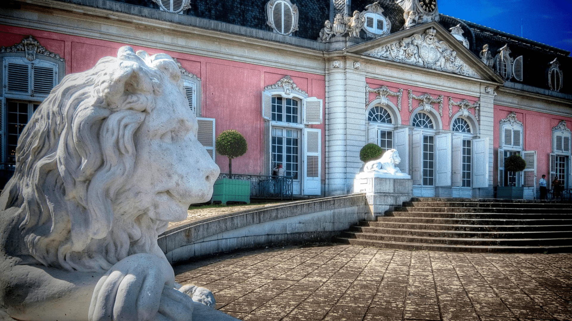 Things to do in Düsseldorf | Must Do's from Schlossturm to Benrath