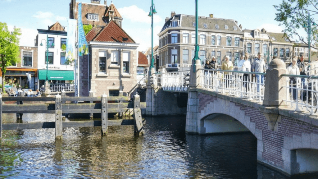 Things to do in Leiden | Must Do's from Castle to Vismarkt