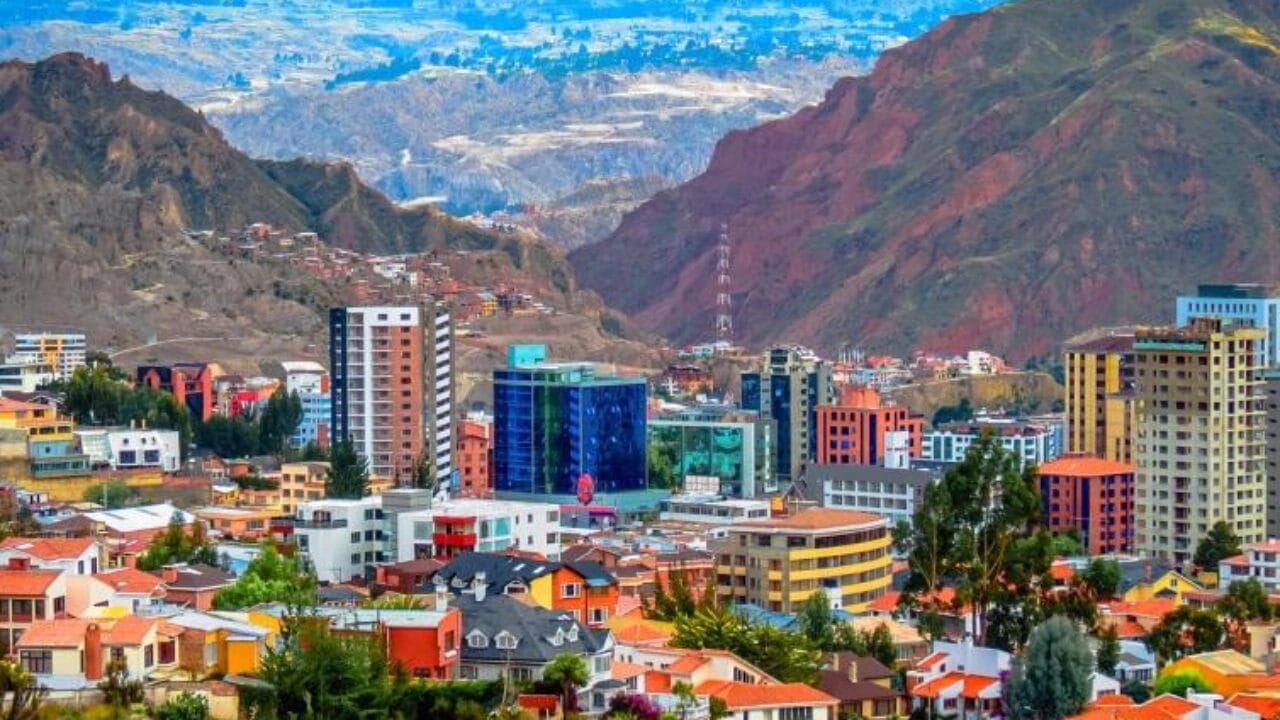 City Game Bolivia | Tours | Self-guided | Discover like a local